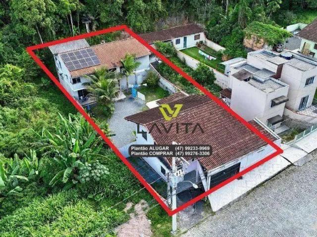 Casa / Sobrado para Venda em Blumenau/SC Ponta Aguda 8 Quartos