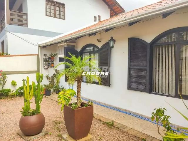 Casa / Sobrado para Venda em Blumenau/SC Progresso 4 Quartos