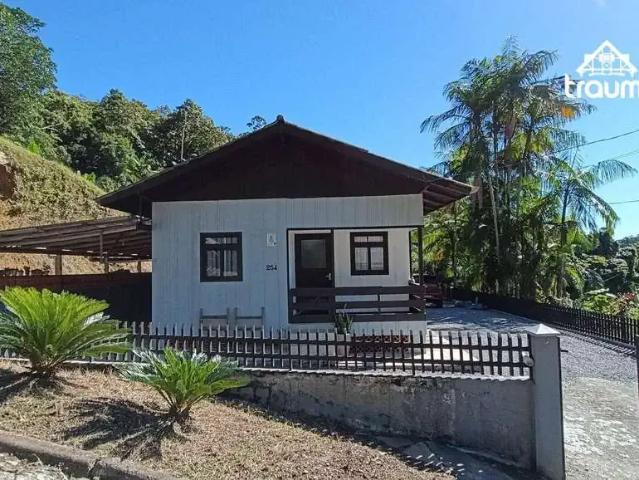 Casa / Sobrado para Venda em Blumenau/SC Progresso 3 Quartos