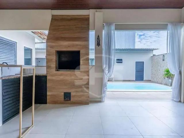 Casa / Sobrado para Venda em Blumenau/SC Salto Weissbach 4 Quartos