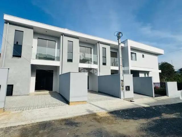 Casa / Sobrado para Venda em Blumenau/SC Salto Weissbach 2 Quartos