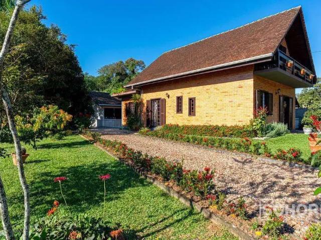 Casa / Sobrado para Venda em Blumenau/SC Salto Weissbach 3 Quartos
