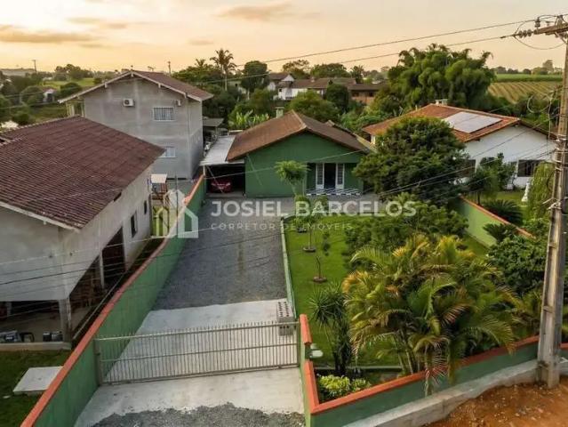 Casa / Sobrado para Venda em Blumenau/SC Testo Salto 4 Quartos