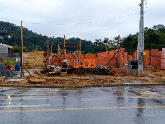 Casa / Sobrado para Venda em Blumenau/SC Velha Central 2 Quartos