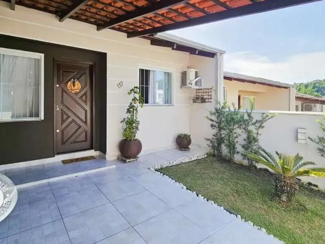 Casa / Sobrado para Venda em Blumenau/SC Velha Central 2 Quartos