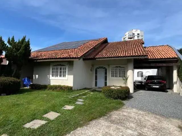 Casa / Sobrado para Venda em Blumenau/SC Velha Central