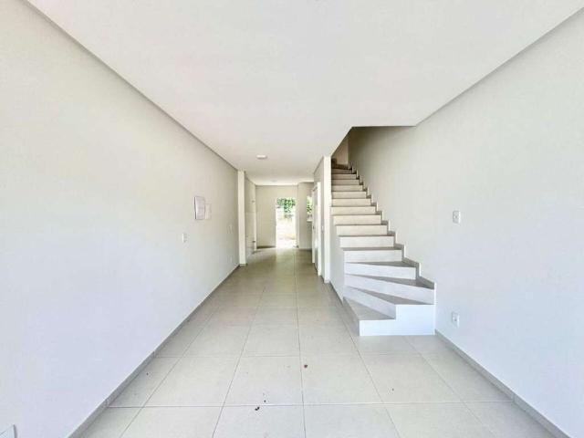 Casa / Sobrado para Venda em Blumenau/SC Velha 2 Quartos