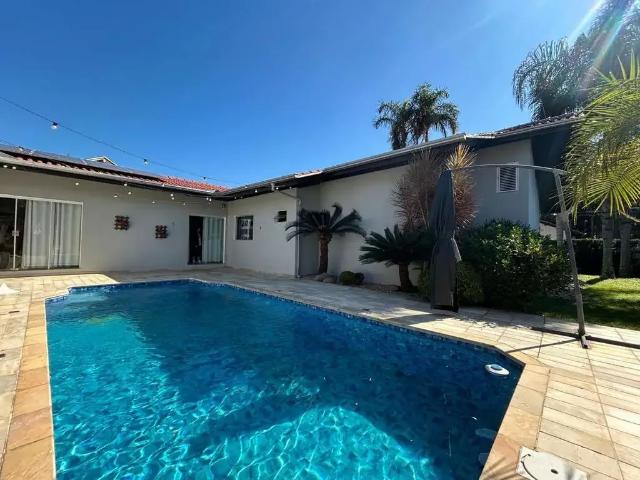 Casa / Sobrado para Venda em Blumenau/SC Velha 3 Quartos