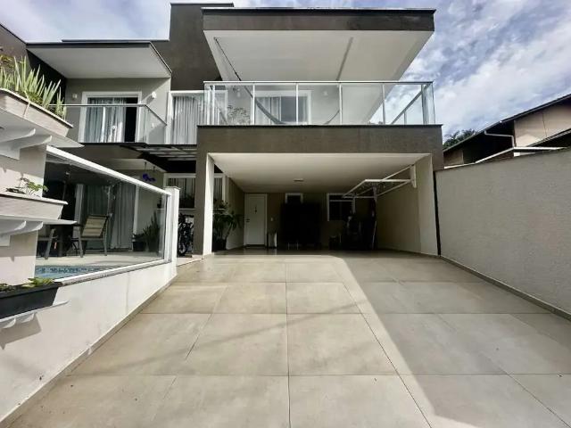Casa / Sobrado para Venda em Blumenau/SC Velha 3 Quartos