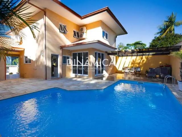 Casa / Sobrado para Venda em Blumenau/SC Velha 3 Quartos