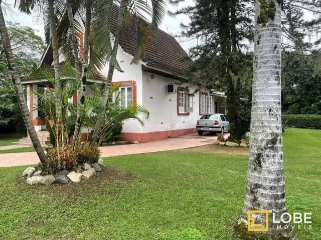 Casa / Sobrado para Venda em Blumenau/SC Velha 3 Quartos