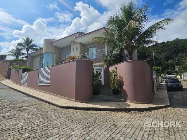 Casa / Sobrado para Venda em Blumenau/SC Velha 3 Quartos