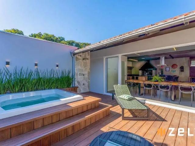 Casa / Sobrado para Venda em Blumenau/SC Velha 3 Quartos