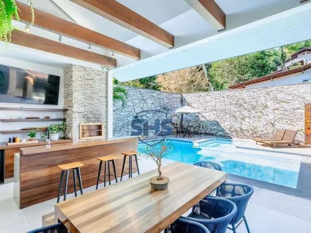 Casa / Sobrado para Venda em Blumenau/SC Velha 3 Quartos