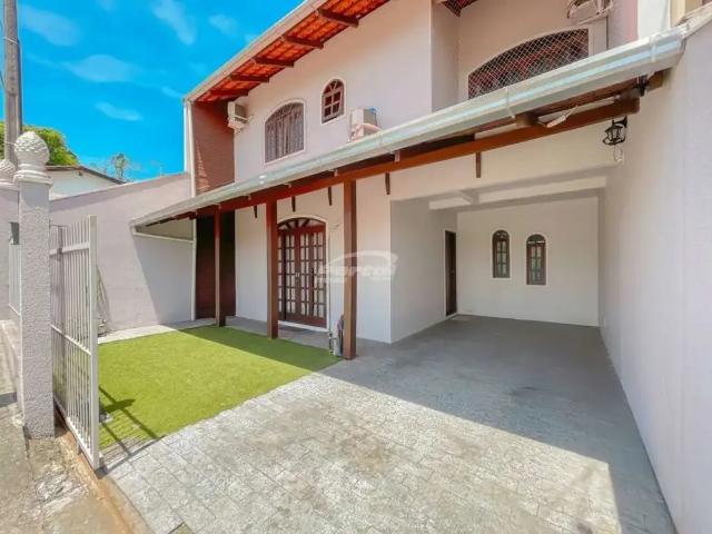 Casa / Sobrado para Venda em Blumenau/SC Velha 3 Quartos