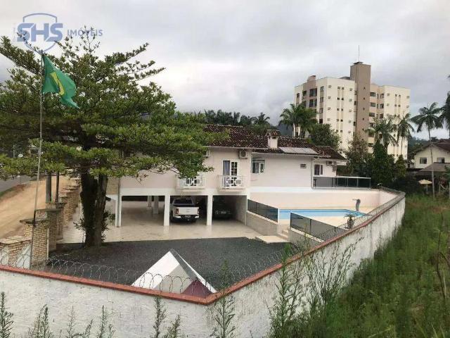 Casa / Sobrado para Venda em Blumenau/SC Velha 4 Quartos