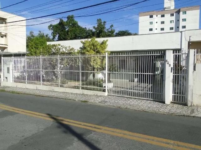 Casa / Sobrado para Venda em Blumenau/SC Velha 4 Quartos