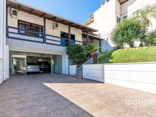 Casa / Sobrado para Venda em Blumenau/SC Velha 4 Quartos