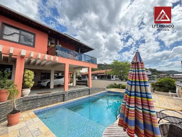 Casa / Sobrado para Venda em Blumenau/SC Velha 4 Quartos
