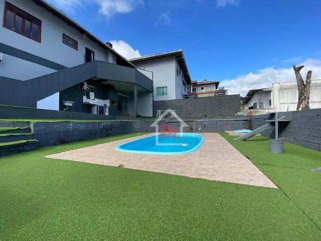 Casa / Sobrado para Venda em Blumenau/SC Velha 5 Quartos