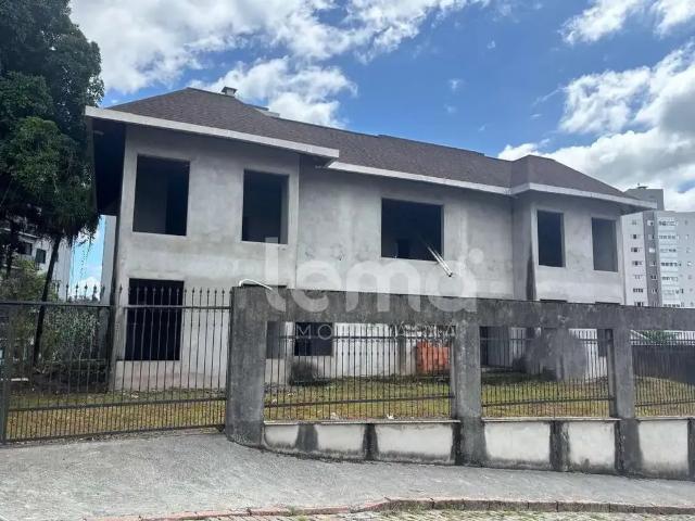 Casa / Sobrado para Venda em Blumenau/SC Vila Formosa 5 Quartos