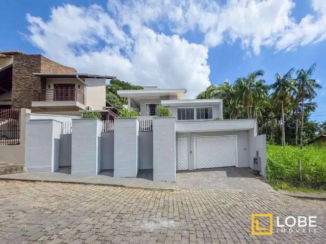 Casa / Sobrado para Venda em Blumenau/SC Vila Nova 4 Quartos