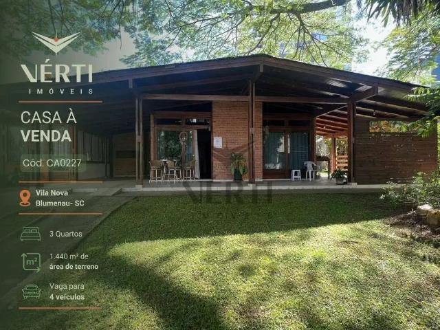 Casa / Sobrado para Venda em Blumenau/SC Vila Nova 3 Quartos