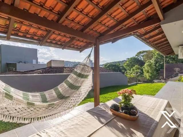 Casa / Sobrado para Venda em Blumenau/SC Vila Nova 3 Quartos