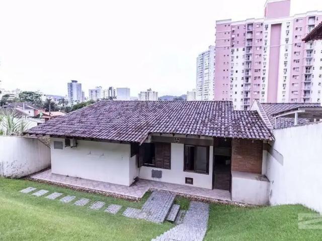 Casa / Sobrado para Venda em Blumenau/SC Vila Nova 3 Quartos