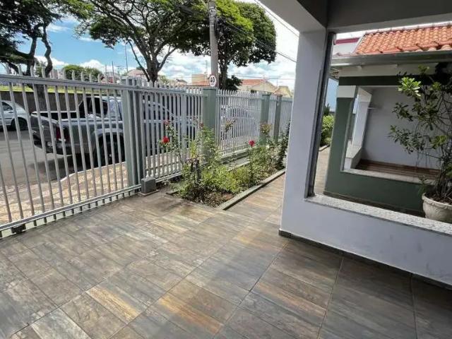 Casa / Sobrado para Venda em Brotas/SP Bela Vista 3 Quartos