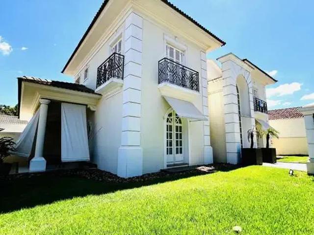Casa / Sobrado para Venda em Brotas/SP Centro 4 Quartos