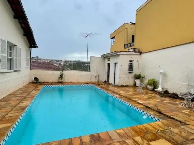 Casa / Sobrado para Venda em Bragança Paulista/SP Centro 4 Quartos