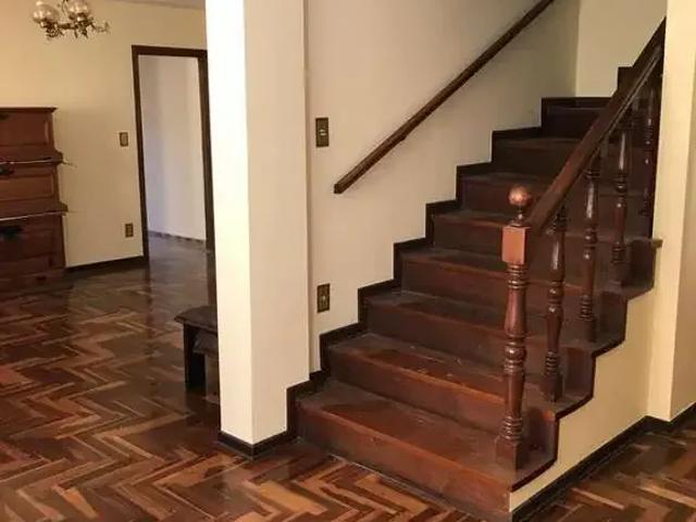 Casa / Sobrado para Venda em Bragança Paulista/SP Centro 4 Quartos