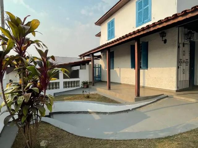 Casa / Sobrado para Venda em Bragança Paulista/SP Centro 3 Quartos