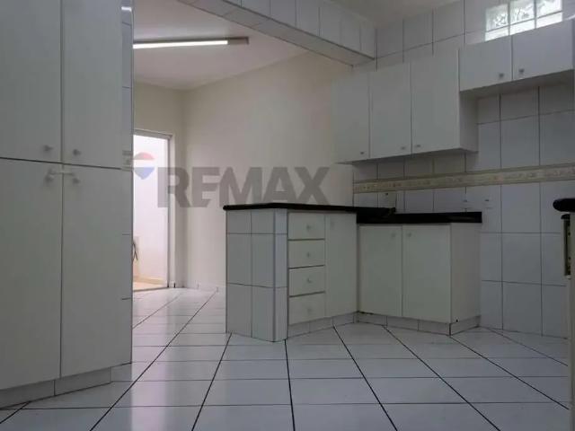 Casa / Sobrado para Venda em Bragança Paulista/SP Centro 3 Quartos
