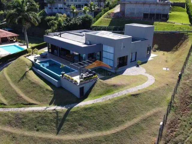 Casa / Sobrado para Venda em Bragança Paulista/SP Condomínio Jardim das Palmeiras 4 Quartos