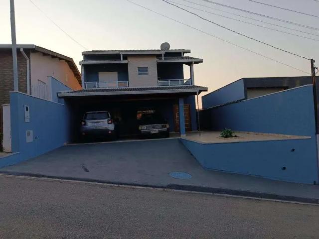 Casa / Sobrado para Venda em Bragança Paulista/SP Condomínio Portal da Serra 3 Quartos