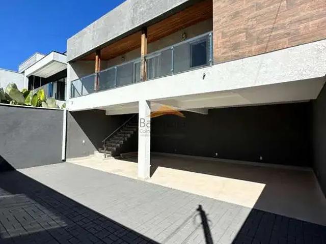 Casa / Sobrado para Venda em Bragança Paulista/SP Condomínio Portal da Serra 3 Quartos