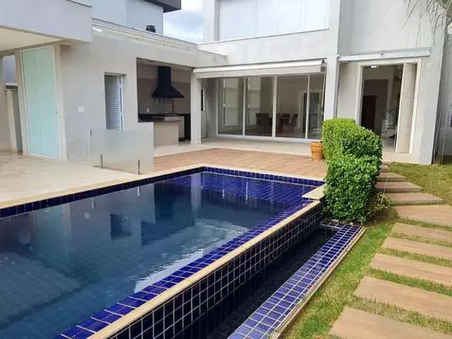 Casa / Sobrado para Venda em Bragança Paulista/SP Condomínio Vale das Águas 4 Quartos
