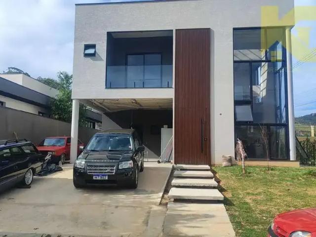 Casa / Sobrado para Venda em Bragança Paulista/SP Condomínio Vale das Águas 4 Quartos