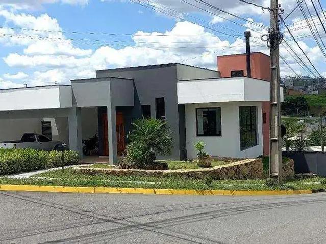 Casa / Sobrado para Venda em Bragança Paulista/SP Condomínio Villa Real de Bragança
