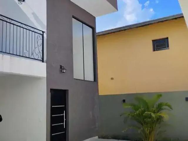 Casa / Sobrado para Venda em Bragança Paulista/SP Santa Luzia 2 Quartos