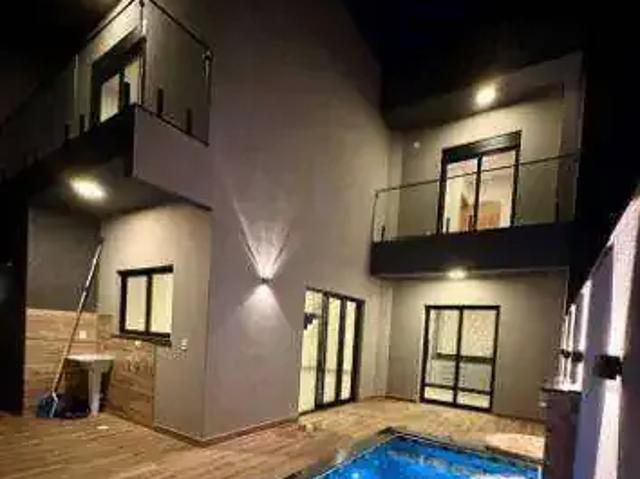 Casa / Sobrado para Venda em Bragança Paulista/SP Jardins 3 Quartos