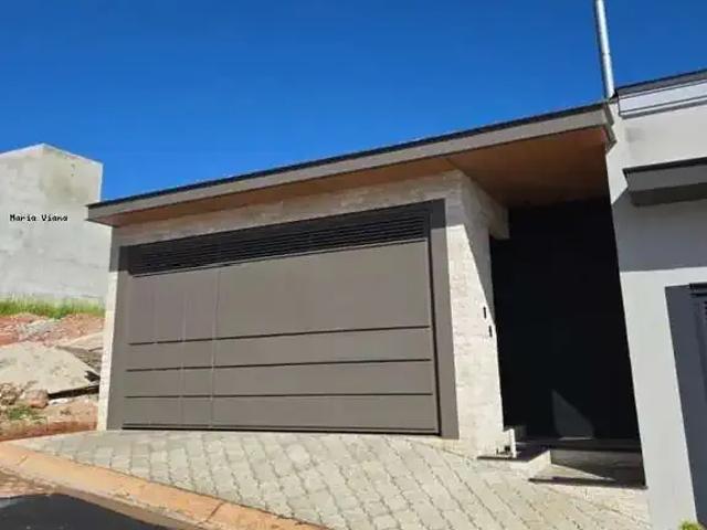 Casa / Sobrado para Venda em Bragança Paulista/SP Jardins 3 Quartos