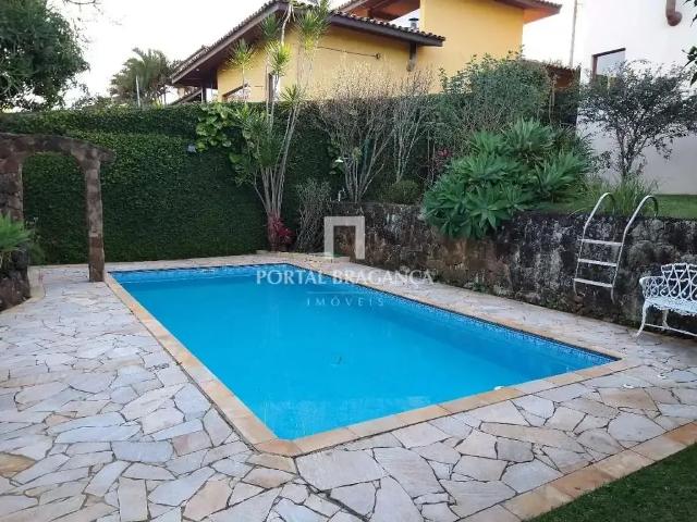 Casa / Sobrado para Venda em Bragança Paulista/SP Lagos de Santa Helena 4 Quartos