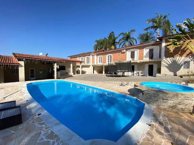 Casa / Sobrado para Venda em Bragança Paulista/SP Lagos de Santa Helena 5 Quartos