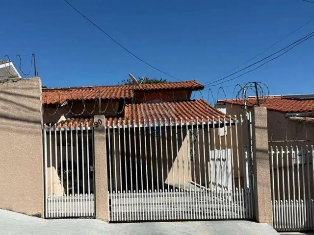 Casa / Sobrado para Venda em Bragança Paulista/SP Residencial das Ilhas 5 Quartos