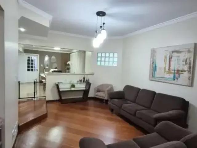 Casa / Sobrado para Venda em Bragança Paulista/SP Residencial das Ilhas 5 Quartos