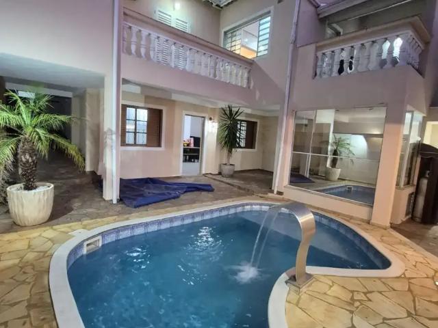 Casa / Sobrado para Venda em Bragança Paulista/SP Vila Mota 3 Quartos