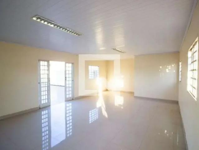 Casa / Sobrado para Venda em Brasília/DF Ceilândia 4 Quartos